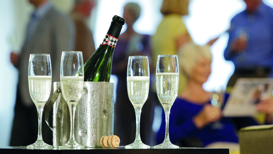 Retirement homes in Bramhall, Stockport, Greater Manchester | Queens View - McCarthy Stone