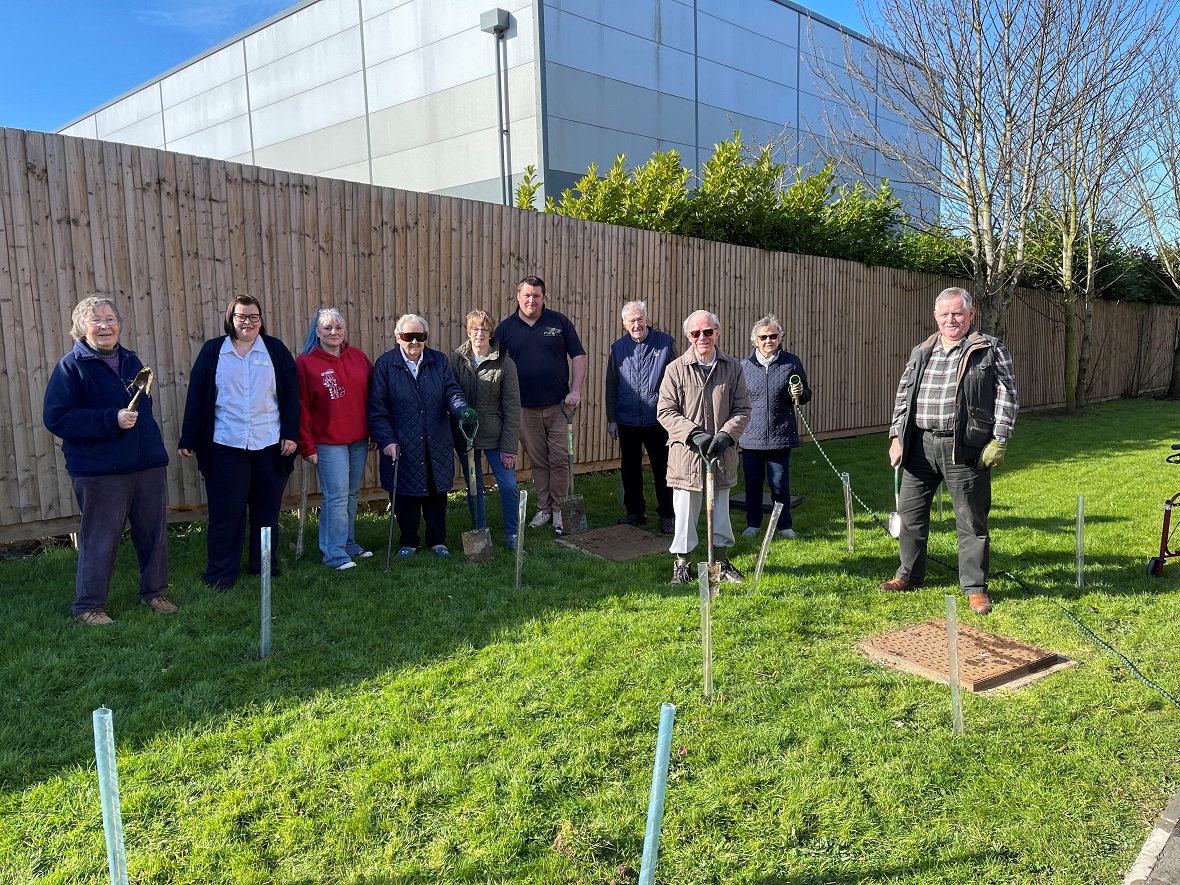 Elizabeth Place commemorative tree planting - McCarthy Stone