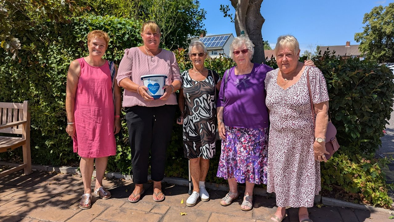 Roman Court raise £900 for local hospice | McCarthy & Stone