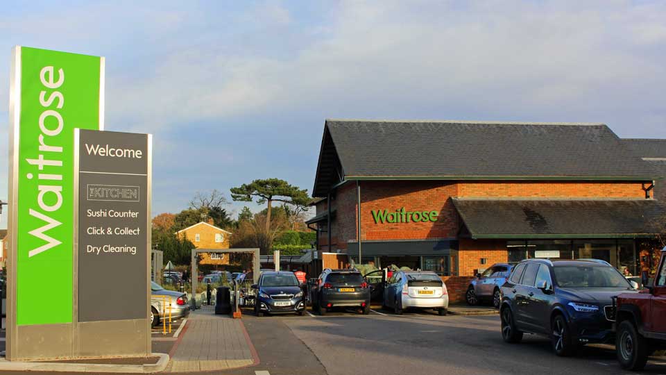 Retirement homes in Twyford, Berkshire | Loddon House - McCarthy Stone